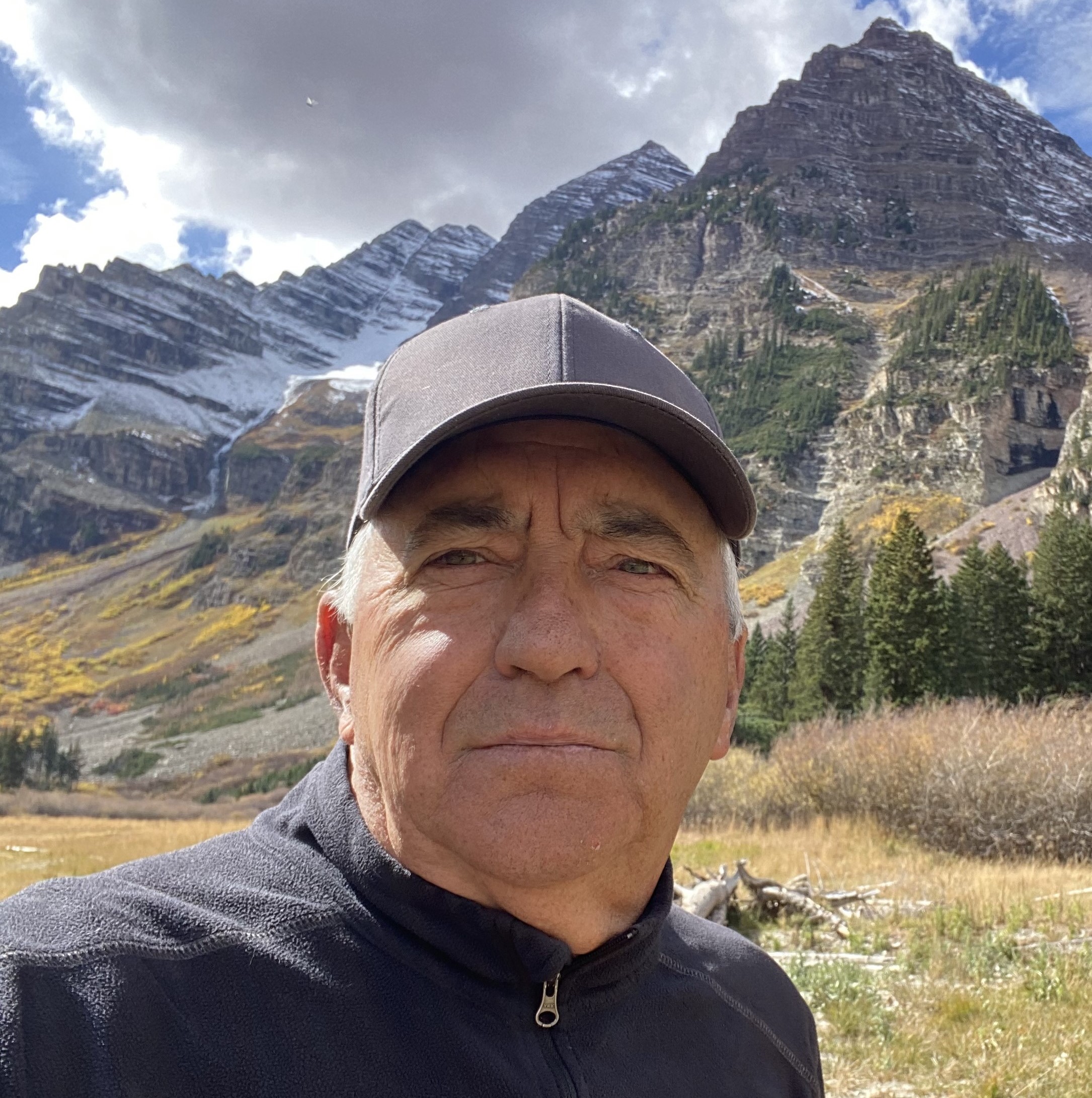 Artist Lanny Grant shares story of reverse shoulder replacement with Dr. Liotta